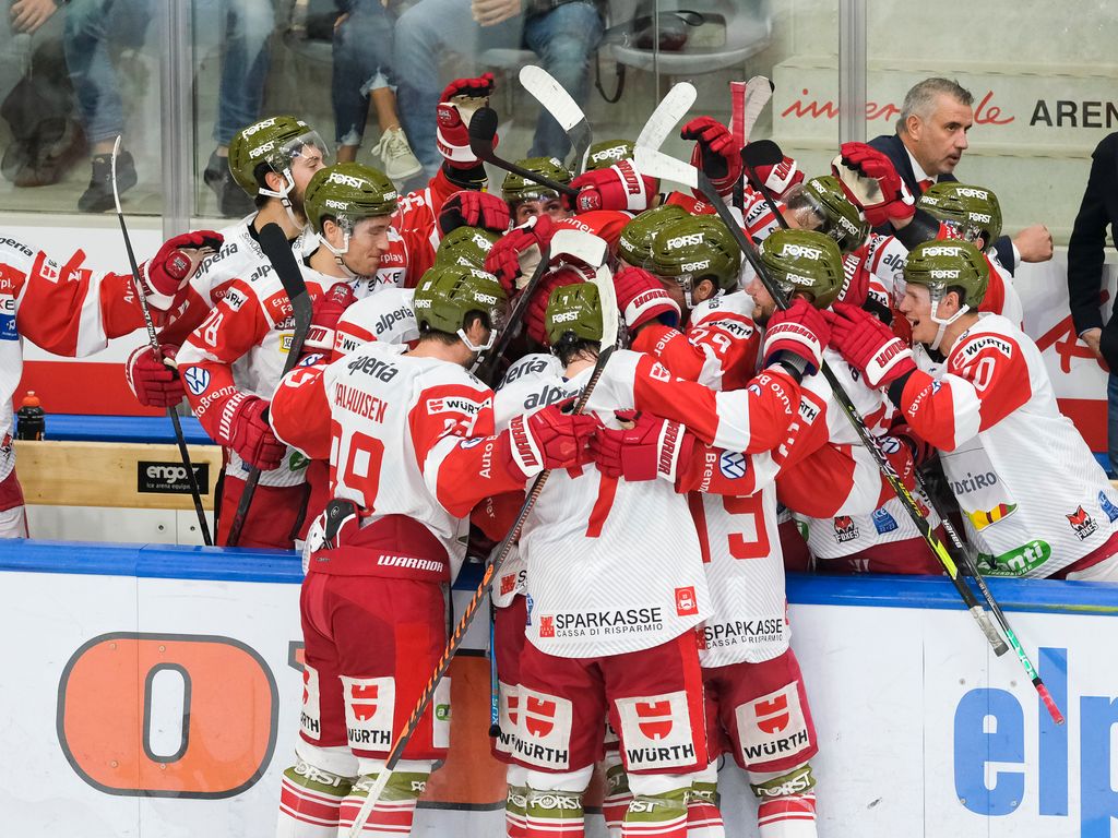 Spektakuläres Eishockeymatch in Bruneck – Bozen siegt in der Intercable ...